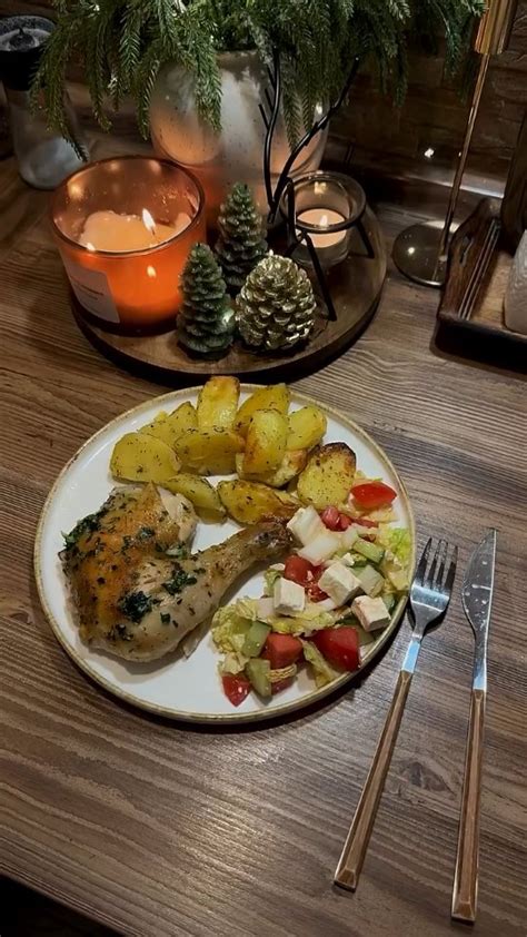 Мама готовит рецепты для всей семьи Салатик с копченой курочкой и