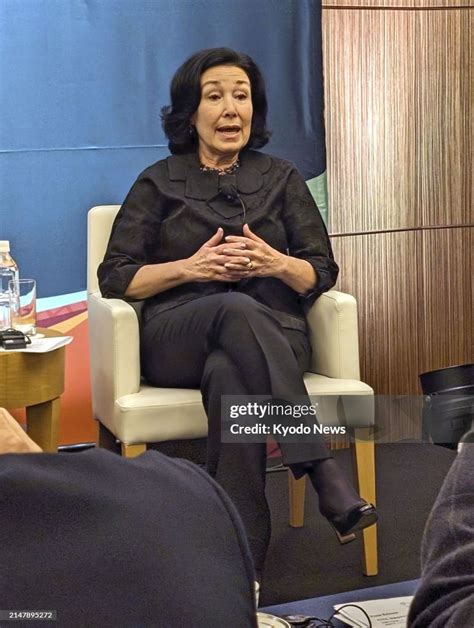 U S It Firm Oracle Corp Ceo Safra Catz Holds A Press Conference In Nachrichtenfoto Getty