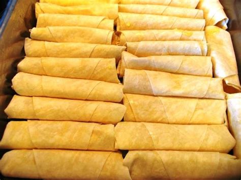 Триъгълни кори за баница Ядките