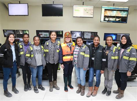 Partner Photo Gallery Women In Mining USA