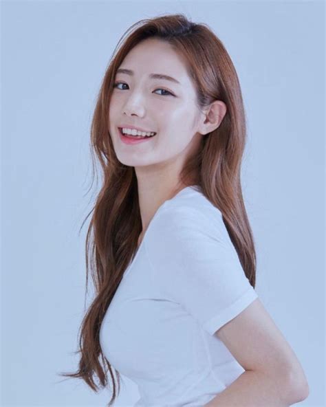 야외 클럽 거유 슴가 비키니 입은 여자 레전드 섹시 처자 먹튀오버