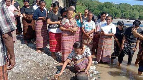 Kote Kampung Portugis Di Noemuti Yang Masih Mempertahankan Tradisi