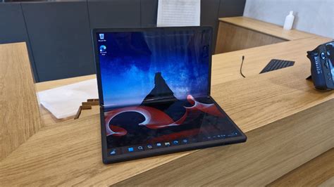 לנובו ישראל משיקה את המחשב הנייד המתקפל Thinkpad X1 Fold במחיר החל מ 18 500 שקלים גירפה