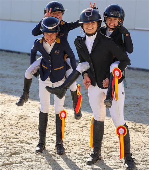 Конна база Ниеса