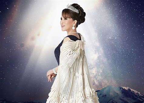 ทูลกระหม่อมหญิงอุบลรัตนฯ ทรงฟิตติ้งละครรีเมค ดาวหลงฟ้า ภูผาสีเงิน ทรงพระสิริโฉมงดงาม