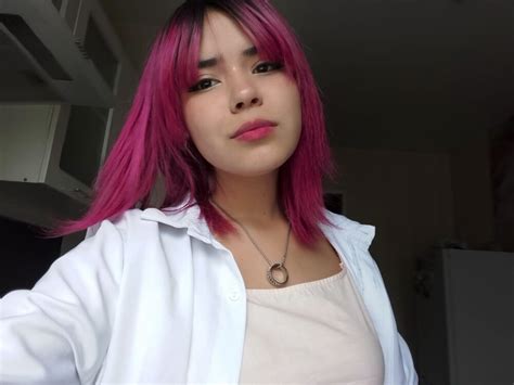 Hitomi Uwu Cam Model Gratis Live Sex Show Chat Stripchat