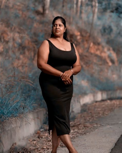 Nandini Roy Model Actress Recent Hd Photos