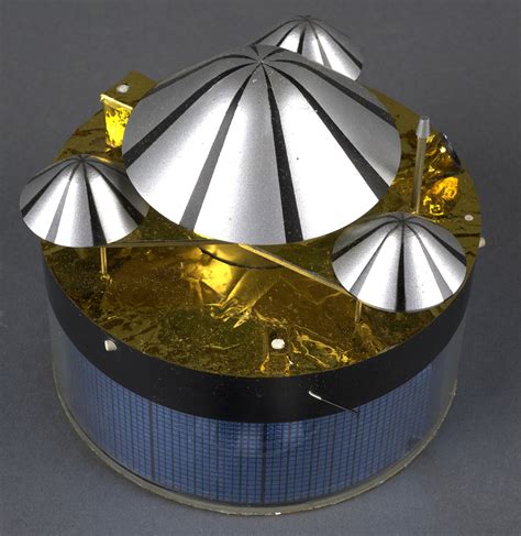 Model, Pioneer Venus Multi-probe, 1:24 Scale, MODEL, PIONEER VENUS ...