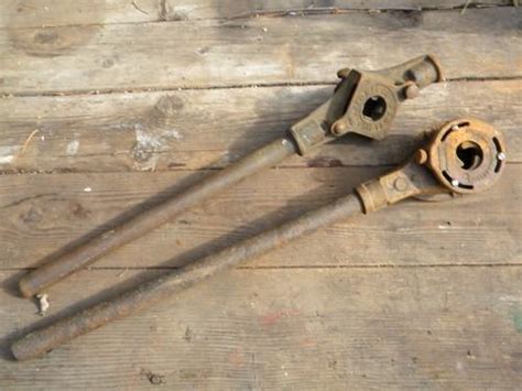 Lot Of Old Antique Pipe Threading Dies Reed And Greenfield Plumbing Tools