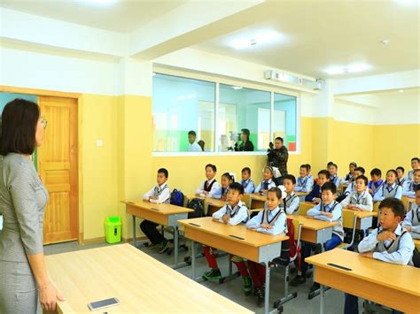 Бага ангийн сурагчид энэ сарын 26 ны Баасан гарагт хичээллээд амарна