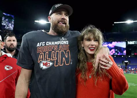 Taylor Swift Drops A New Song For Boyfriend Travis Kelce ” Sometimes It