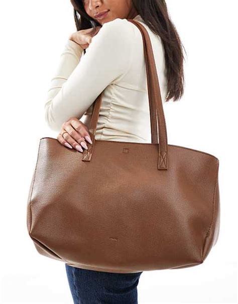 Pasq Textured Twin Strap Tote Bag With Side Clip Details In Dark Taupe