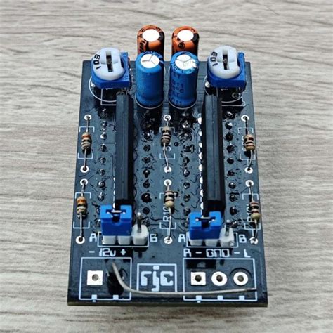 Promo DIGITAL VU METER AUDIO LEVEL METER MODEL LED BAR STEREO SOUND ANALIZER XIONSTORE Putih