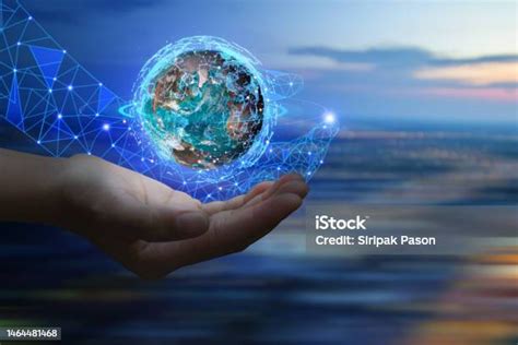 행성의 지도입니다 글로벌 소셜 네트워크 미래 메타버스 인터넷 및 글로벌 통신 기술 글로벌 연결과 미래의 빅 데이터는 사업가와