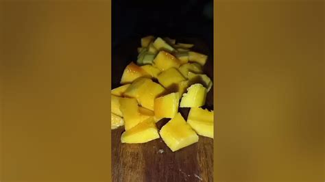 දියවැඩියාව පාලනය කරන පළතුරු🥭😋 Shorts Fruits Foodssanjeewa Youtube