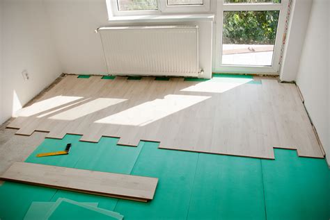How To Install Laminate Flooring Episode 3 HowToSpecialist How To Build Step By Step DIY