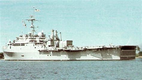 Austin Class Gallery Weapons Parade Austin Class Amphibious Ship