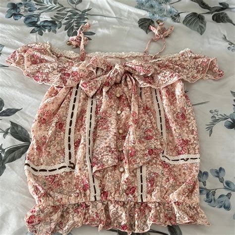 Liz Lisa Tops Rare Liz Lisa Peasant Topoff Shoulders Poshmark