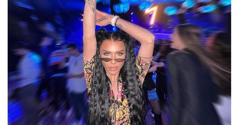 Сексбомбата Денислава от Игри на волята попиля партито в Бояна