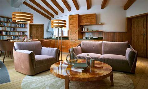 How Tall Should A Table Lamp Be