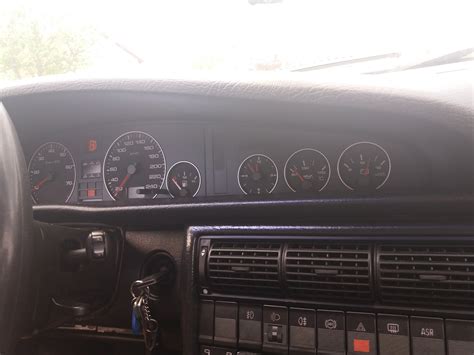 Установка приборного щитка с БК и БСК — Audi A6 C4 2 л 1995 года аксессуары Drive2