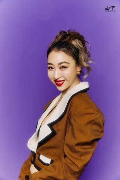 时尚造型师comi陈俞绮：做中西融合的时尚使者 新闻频道 和讯网