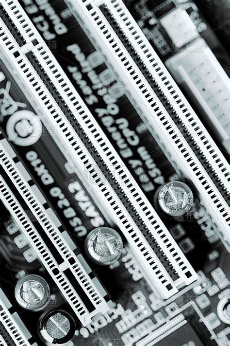 计算机内存插槽在主板上