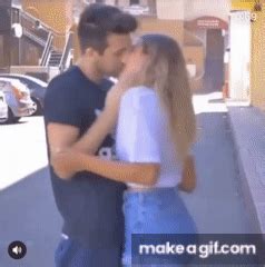 The Hot Chick Kiss 