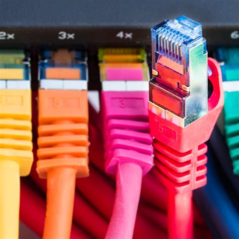 switch ethernet définition rôle et choix pour votre réseau iwit systems