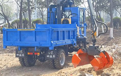 Four Wheel Drive Vehicles Equipped With Shell Bucket Uses And Features