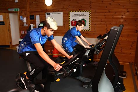 Collet Deixa Academia Da Alpineque Terá Brazuca Matheus Ferreira