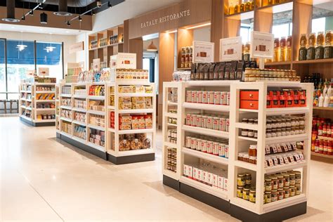 Photo Gallery Eataly Opens Third Toronto Location Canadian Grocer