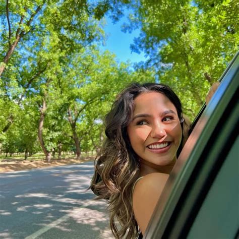 Danitza Danitzaa • Threads Say More