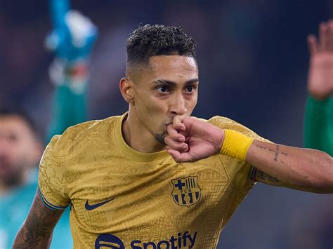Raphinha Confirma Su Deseo De Seguir Jugando En El Barça Tengo Muchos Años De Contrato Y