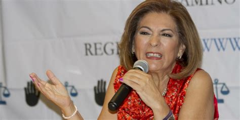 Pilar Barrera Pily Lunita Twitter