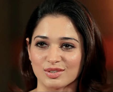 Tamanna Bhatia Scrolller