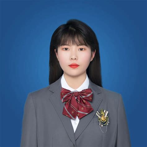 【2023届优秀毕业生】刘芳妹：莫问前程几许 只顾风雨兼程