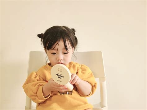 서비니 ෆ 모델 딸이랑여행 책육아 협찬 몽디에스 썬쿠션 톡톡하며 자외선 완벽 차단하기 ᴗ̈Ꮼ 다가오는 여름을 대비해 자외선으로부터 보호하기 위해 서빈이는