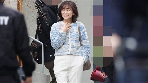 春っぽいファッションで愛らしい笑顔の永作博美を発見！ 4月期ドラマで14年ぶり民放連ドラ主演 2026年3月12日掲載 ライブドアニュース