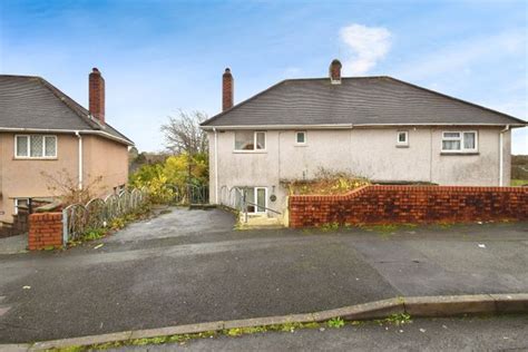 Maes Yr Haf Llanelli Carmarthenshire Sa15 2 Bedroom Semi Detached