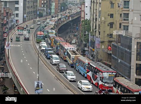 The Road To Gulistan End The Mayor Hanif Flyover Has Become A Living Nightmare For Those Who