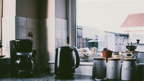 Чому не варто користуватися чайником у готелі — огидна причина Читайте на Ukr Net