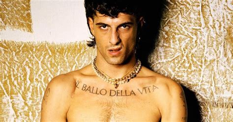 Damiano Dei Maneskin Torna A Tatuarsi Il Significato Del Nuovo