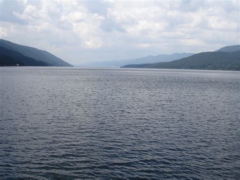 яз Доспат изглед към Сърница