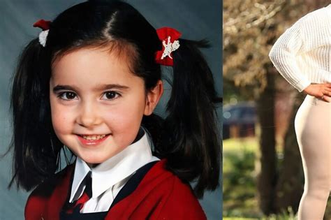 La Ragazza Non Si Taglia I Capelli Dai 13 Anni Ora Ne Ha 30 E Guarda