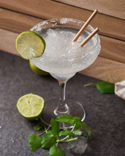 Classic Frozen Margarita Cocktail Recipe Delice Recipes