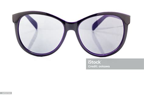 애비에이터 선글라스 흰색 바탕에 그림자와 클리핑 경로가 포함 2015년에 대한 스톡 사진 및 기타 이미지 2015년 개인 장식품 남녀공용 Istock