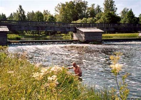 Genealogische Spurensuche in Estland und Lettland(2004)