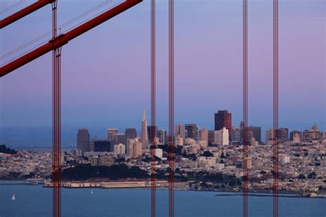 샌프란시시코 전선을 통해 볼 수 있는 골든 게이트 브릿지 0명에 대한 스톡 사진 및 기타 이미지 0명 골든 게이트 브리지 관광 Istock