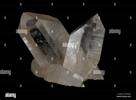 Quartz Sio2 Silicon Dioxide The Most Common Mineral On Earth